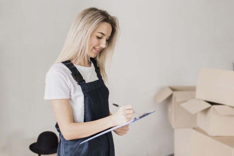 Erste eigene Wohnung beziehen - Tipps & Tricks mit Checkliste